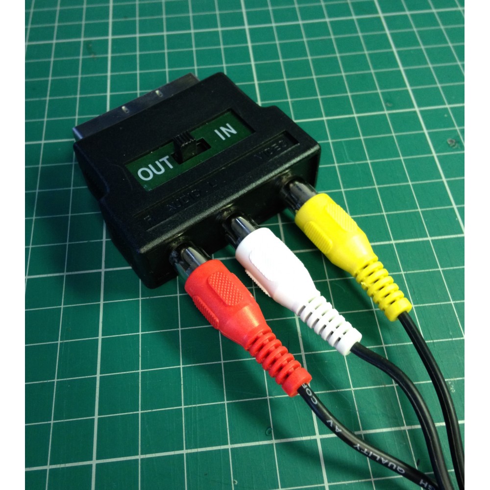 Switched SCART to composite video adapter